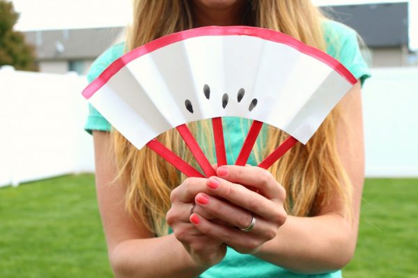 DIY Fruit Fans: Kids Craft - The Idea Room