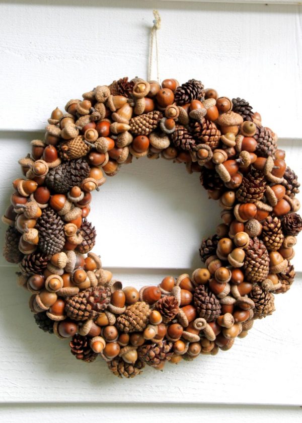 How to Make Beautiful Fall Decor with Acorns - The Idea Room