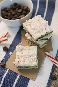 Peppermint Chocolate Chip Sugar Cookie Bars Recipe
