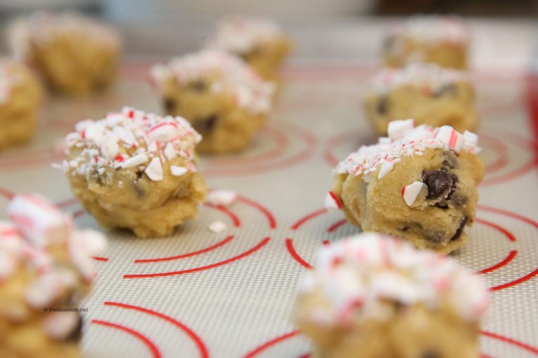 How To Make The Best Peppermint Chocolate Chip Cookies The Idea Room