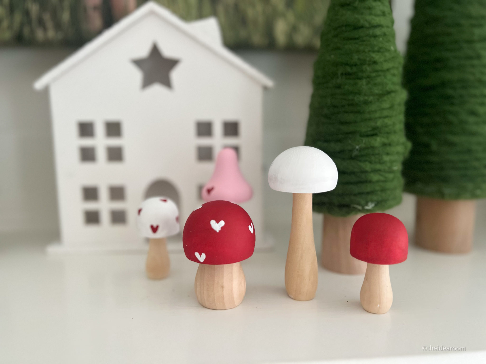 How to Make Painted Wood Mushroom Decorations - The Idea Room