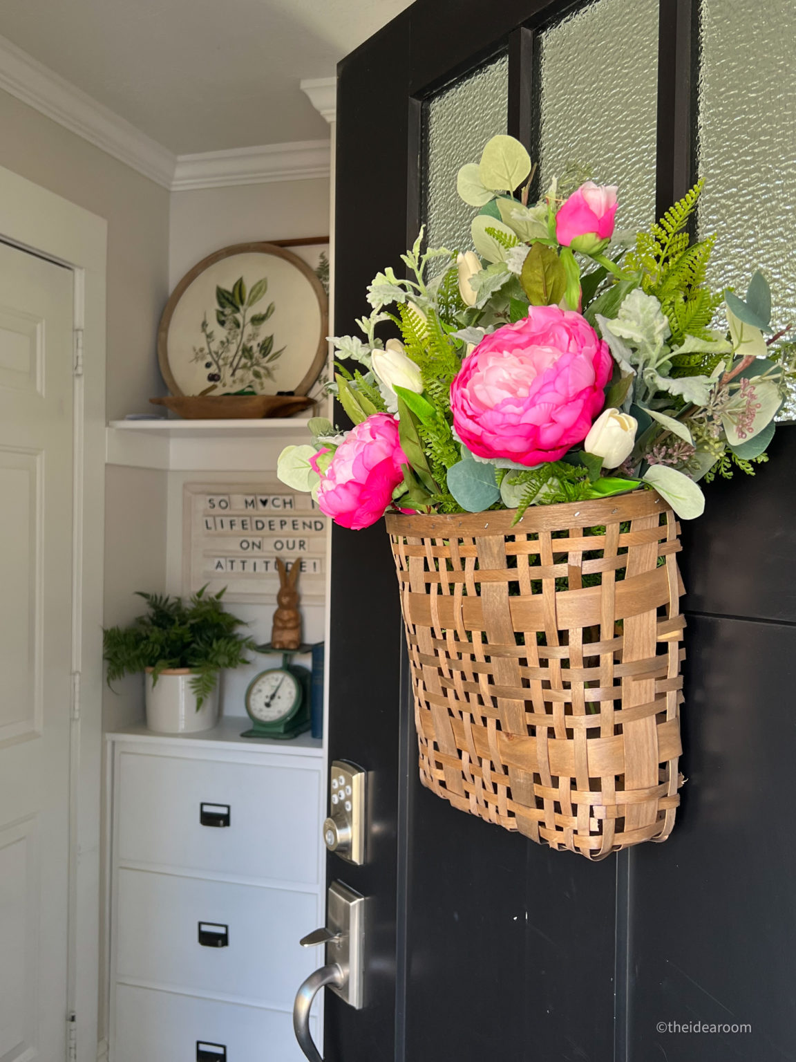 How to Make Spring Door Hangers and Baskets - The Idea Room
