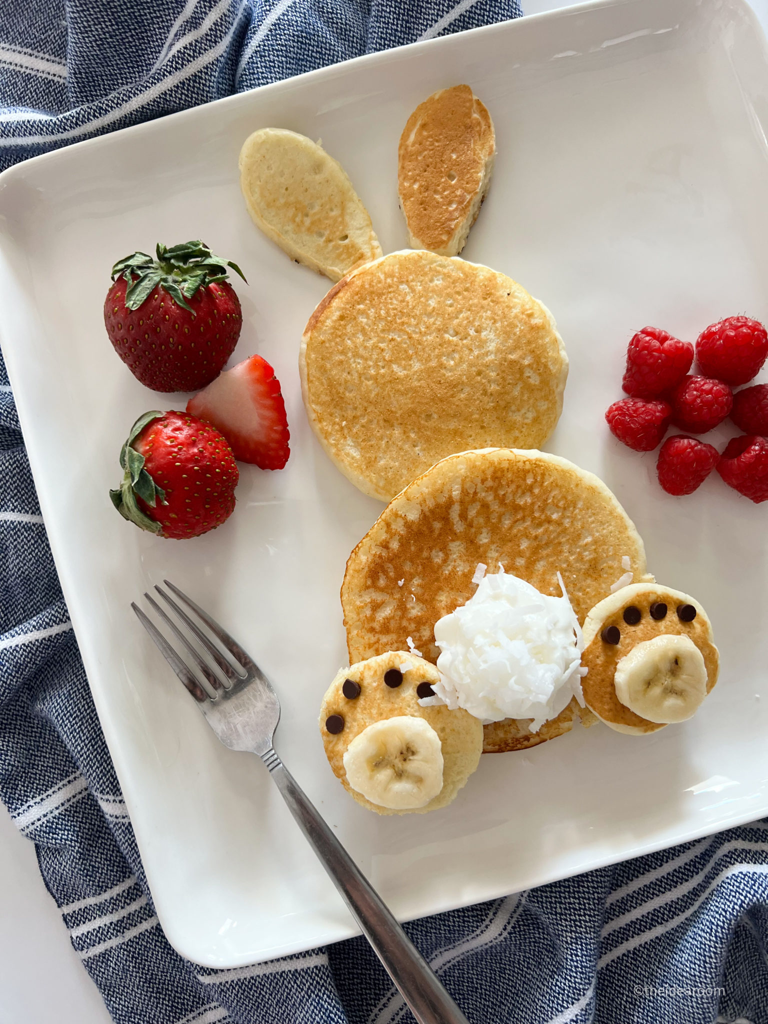 How to Make Easter Bunny Pancakes Video Tutorial